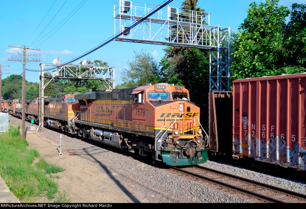 BNSF 7579